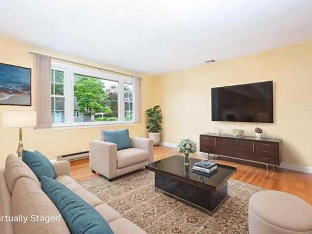 house with 2 bedroom, Bristol CT ES103500933