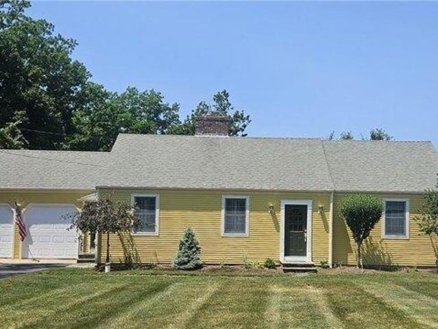 house with 2 bedroom, Bristol RI DS104149295