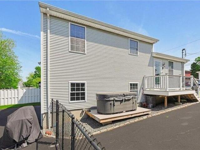 house with 2 bedroom, Bristol RI DS103851588