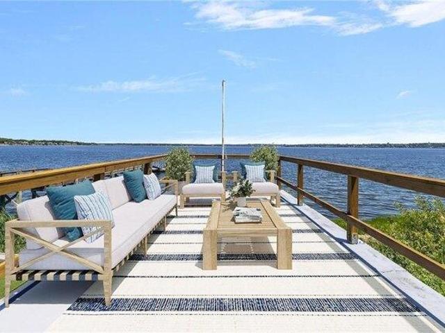 house with 2 bedroom, Bristol RI ES103968432