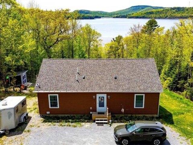 house with 2 bedroom, Bucksport ME ES103431310