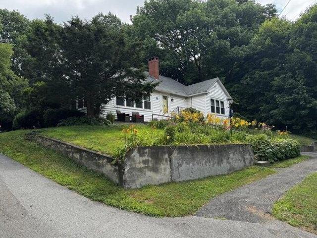 house with 2 bedroom, Bucksport ME ES105108121
