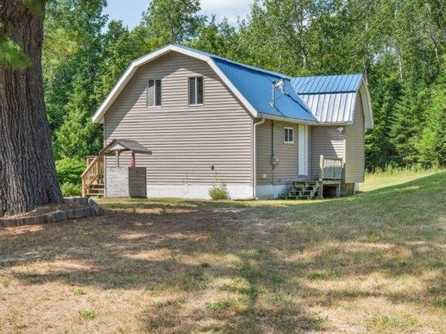 house with 2 bedroom, Burlington ME ES104850916