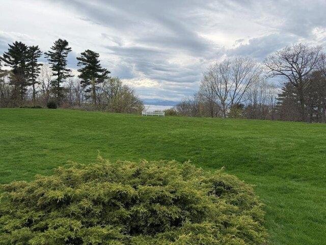 house with 2 bedroom, Burlington VT DLS102827566