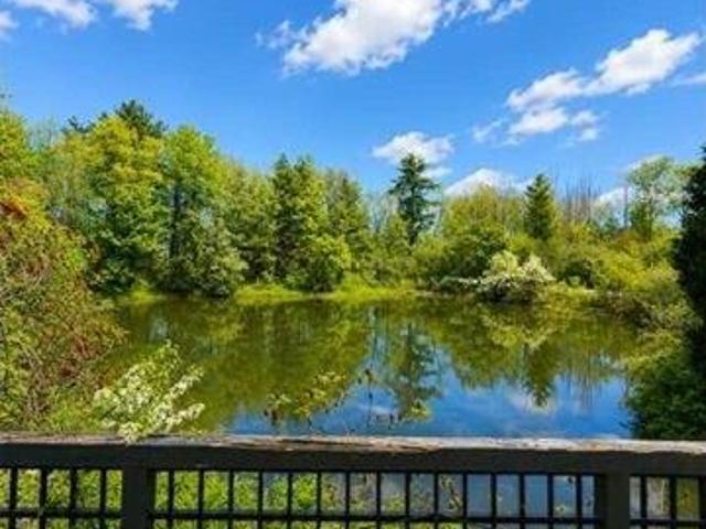 house with 2 bedroom, Burlington VT DLS102828377