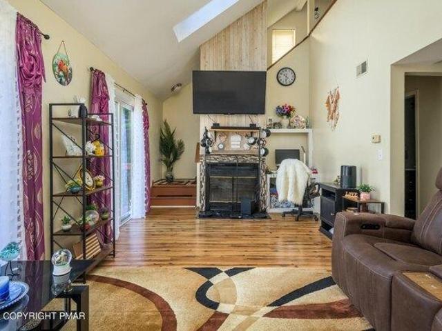 house with 2 bedroom, Bushkill PA DS103623330