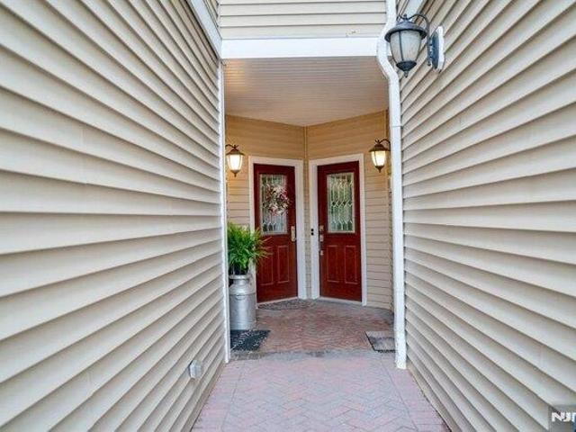 house with 2 bedroom, Butler NJ ES104512215