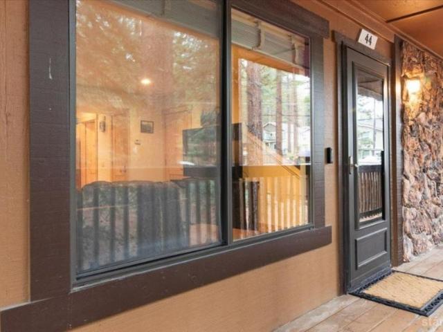 house with 2 bedroom, CA CA DLS102019202
