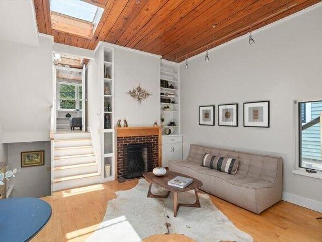 house with 2 bedroom, Cambridge MA DLS103100941