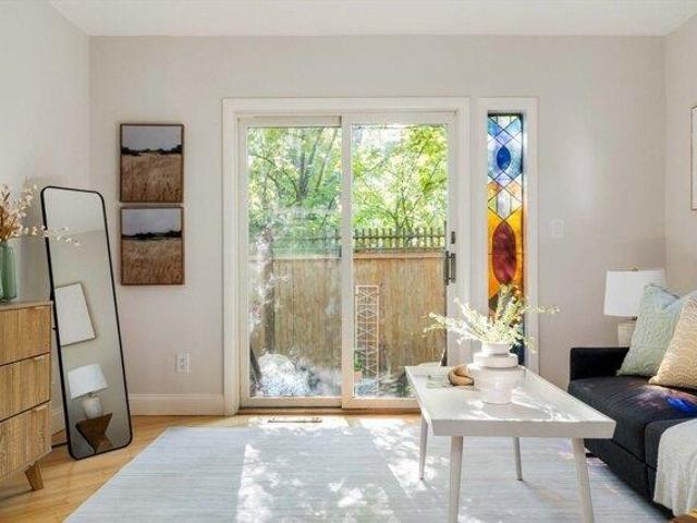 house with 2 bedroom, Cambridge MA ES103221446