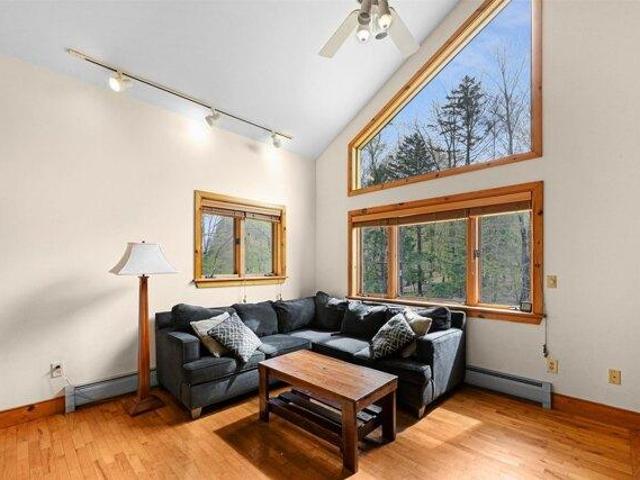 house with 2 bedroom, Cambridge VT ES105115810