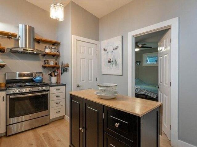 house with 2 bedroom, Camden ME ES103930626