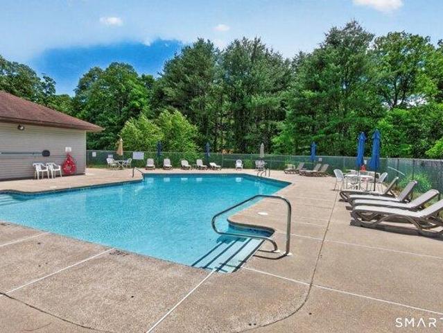 house with 2 bedroom, Canton CT DS103928229