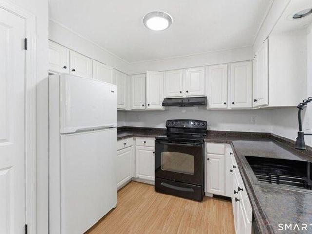 house with 2 bedroom, Canton CT DS104150291