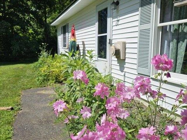 house with 2 bedroom, Canaan ME ES105193493