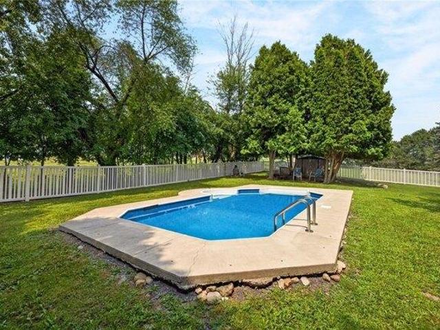 house with 2 bedroom, Canandaigua NY ES104904339