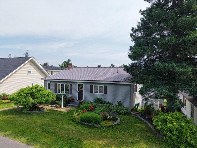house with 2 bedroom, Caribou ME ES104513508