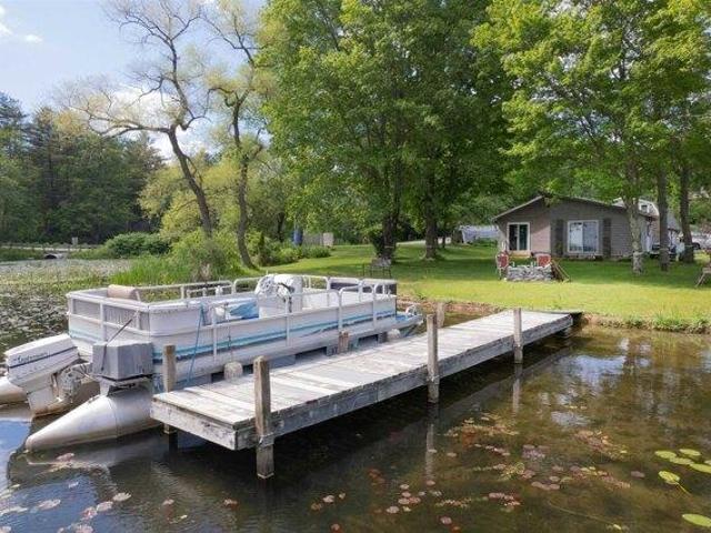 house with 2 bedroom, Castleton VT ES103434953