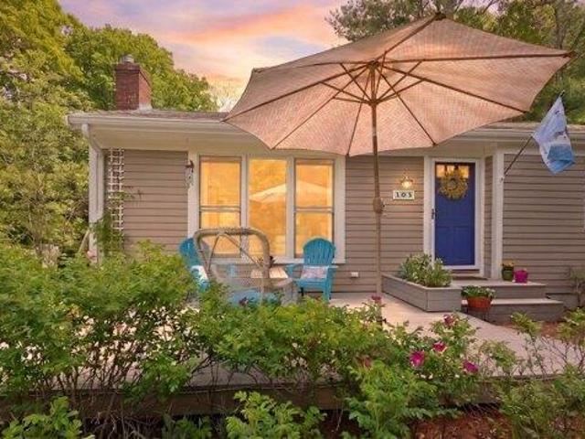 house with 2 bedroom, Centerville MA DS104329558