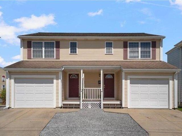 house with 2 bedroom, Central Falls RI DS102559538