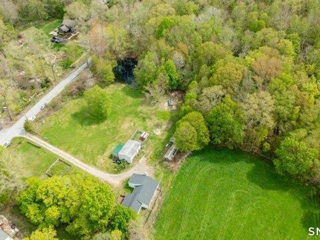 house with 2 bedroom, Chaplin CT DS102724298