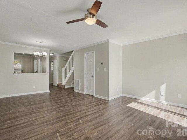 house with 2 bedroom, Charlotte NC ES104907143