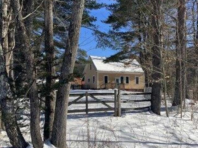 house with 2 bedroom, Charlestown NH DS102027987