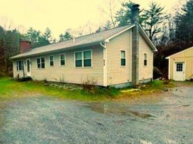 house with 2 bedroom, Charlestown NH DS102633374