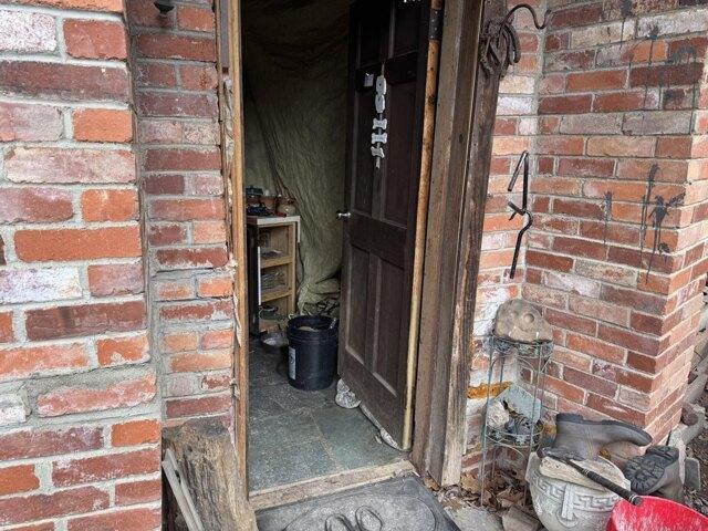 house with 2 bedroom, Charleston WV ES103601197