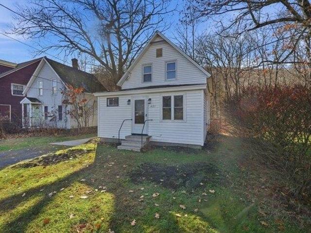 house with 2 bedroom, Chester MA ES103887151
