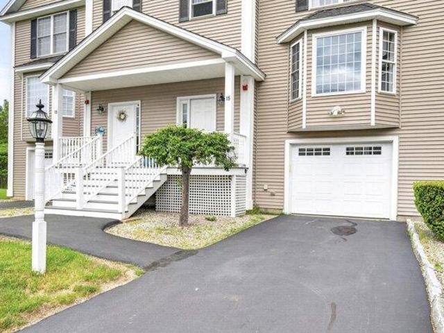 house with 2 bedroom, Chester NH ES105080316