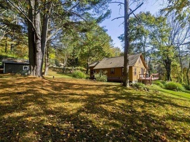 house with 2 bedroom, Chesterfield MA ES105094035