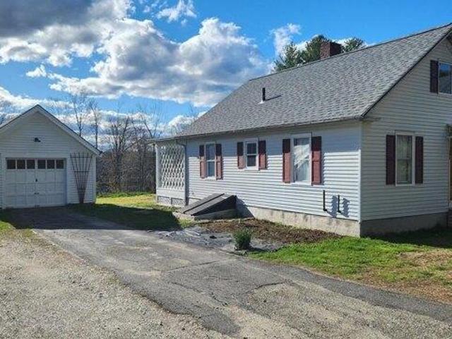 house with 2 bedroom, Chesterville ME ES103664487