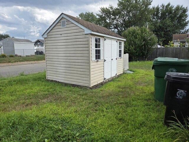 house with 2 bedroom, Chicopee MA DS103220918