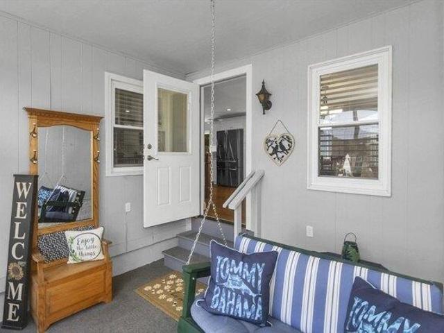 house with 2 bedroom, Chicopee MA DS103807768