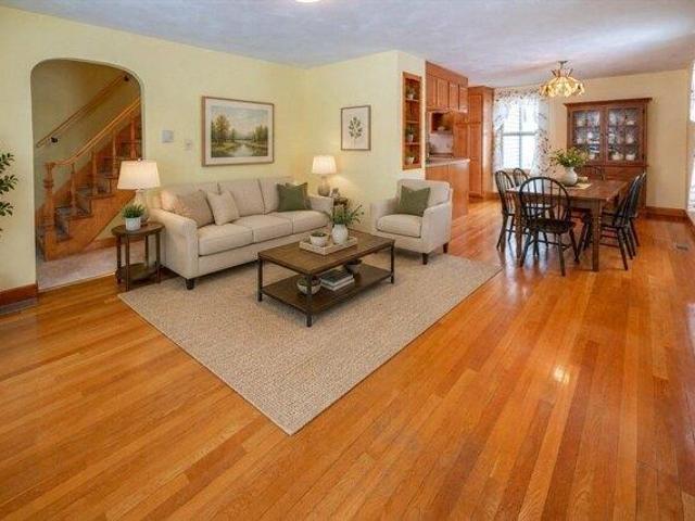house with 2 bedroom, Chicopee MA DS103970428