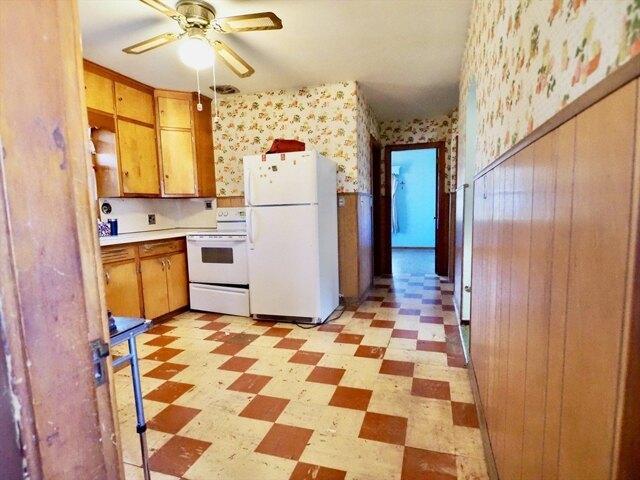 house with 2 bedroom, Chicopee MA ES102859651