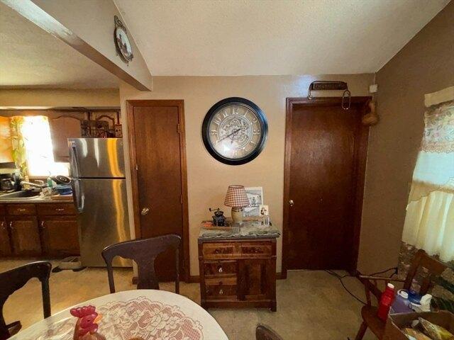 house with 2 bedroom, Chicopee MA ES103184788