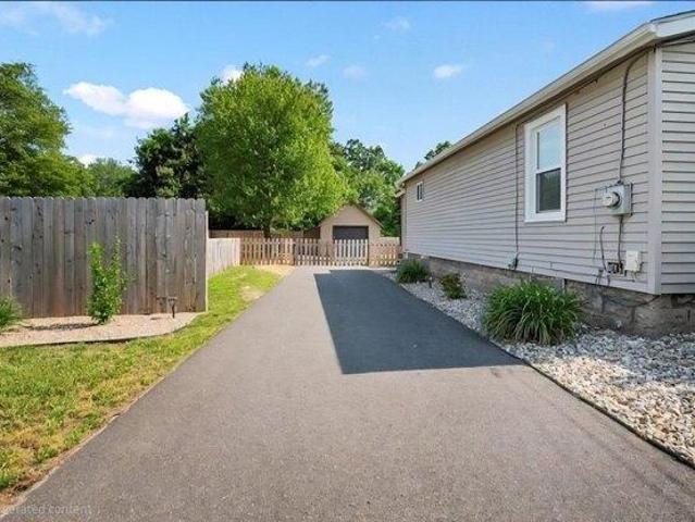 house with 2 bedroom, Chicopee MA ES103186718
