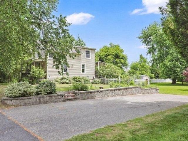 house with 2 bedroom, Chicopee MA ES104009340