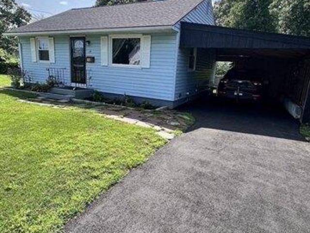 house with 2 bedroom, Chicopee MA ES105095743