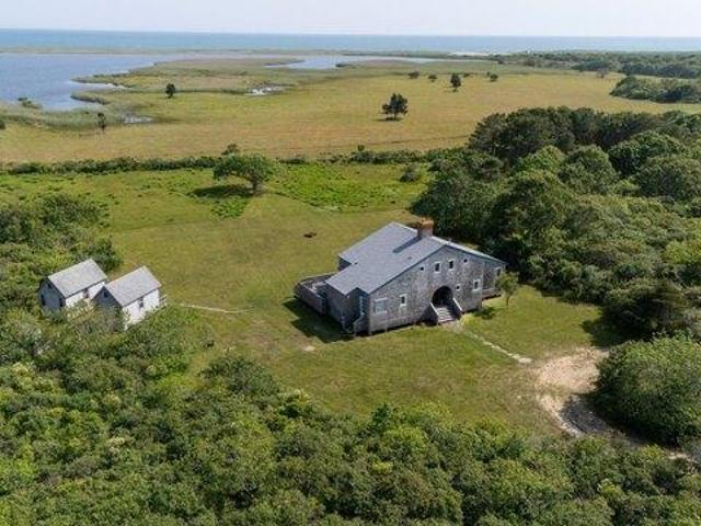 house with 2 bedroom, Chilmark MA ES102822796