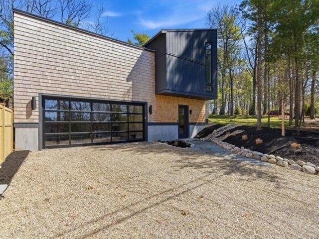 house with 2 bedroom, Concord MA DLS102343700