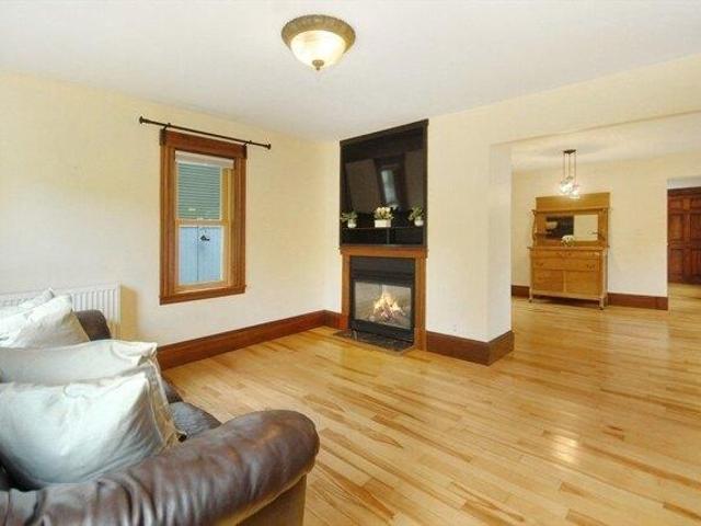 house with 2 bedroom, Concord MA DLS102959047