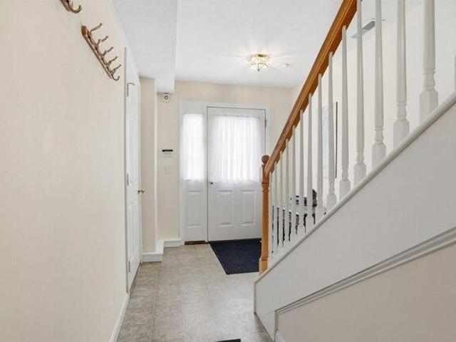 house with 2 bedroom, Concord NH DLS101858510