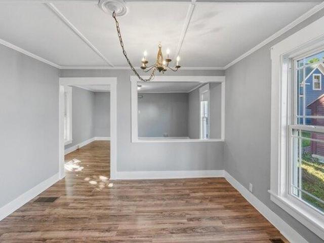 house with 2 bedroom, Concord NH ES105203090