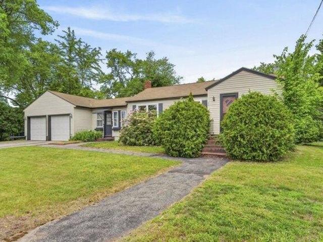 house with 2 bedroom, Concord NH ES103851308