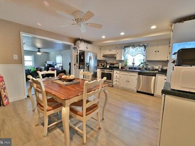 house with 2 bedroom, Columbus NJ DS102825173