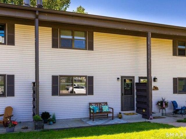 house with 2 bedroom, Colchester CT ES104374138