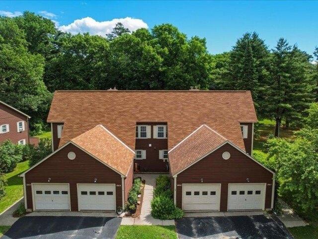house with 2 bedroom, Colchester VT DS104150489